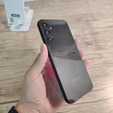 Samsung A24 sotiladi