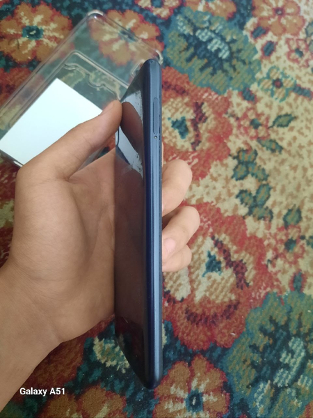 Samsung A 10 ideal holatda