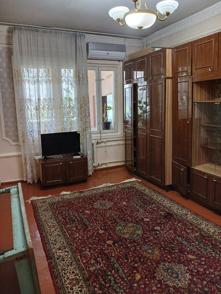 Продаётся просторная 4-х комнатная квартира в Сергели 5