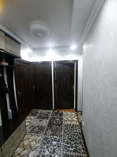 3 переделано в 4 , 77 квадратов. ДИАДОРА