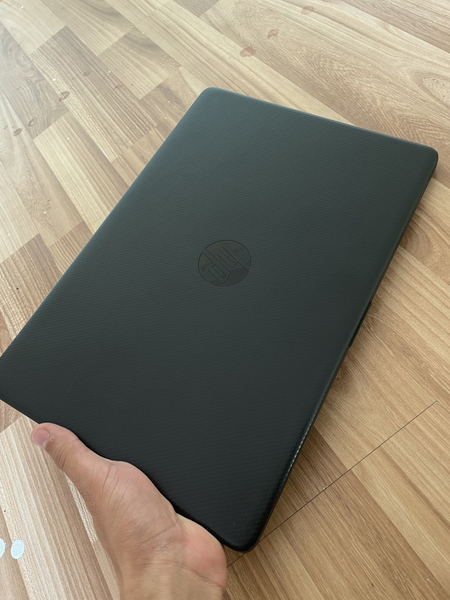 Hp talaba va ofis ishlari uchun srochni sotiladi