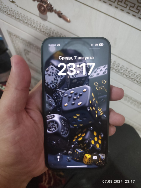 iPhone 13 green 128 g 94% original zaryatchik bonusiga naushnik