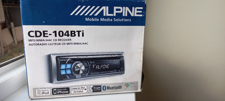 Alpine CDE 104BTI