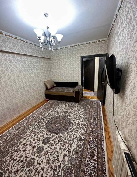 Юнусабад 4 квартал 2/1/4 (52²) продаётся квартира