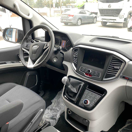 Jac            M4