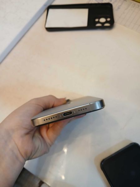 Ipon 15 pro maks