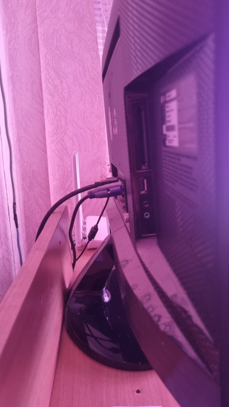 Монитор LG  вроде 24 дюйма