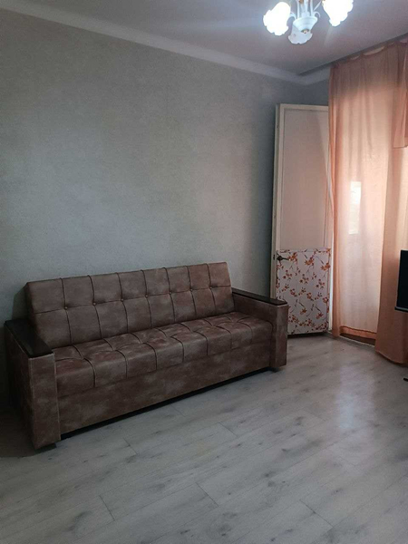 Сдам в аренду, продам квартиру 3/2/4, 65 м2, кирпич, Авиасозлар 3