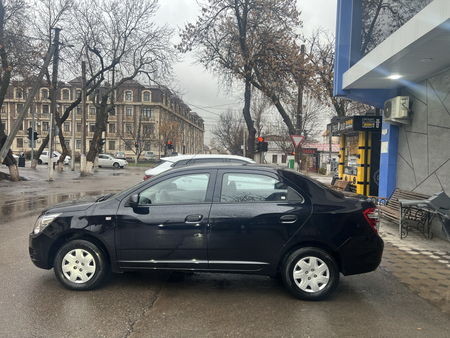 Срочно продаю свой машина