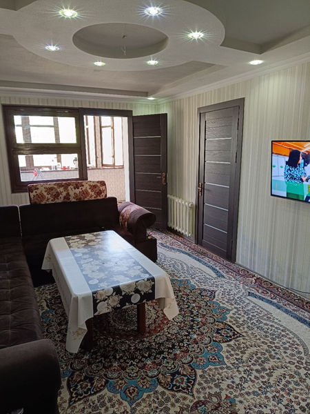 Своя новомосковская 2комн 2эт кирпич ремонт хорош балкон 2*6м пл 52м²