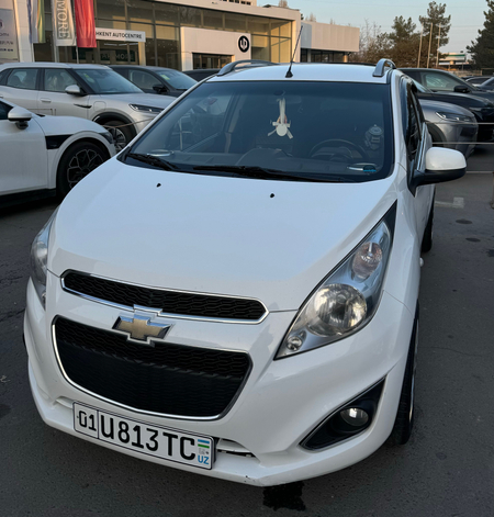 Продается Спарк автомат 2018 год