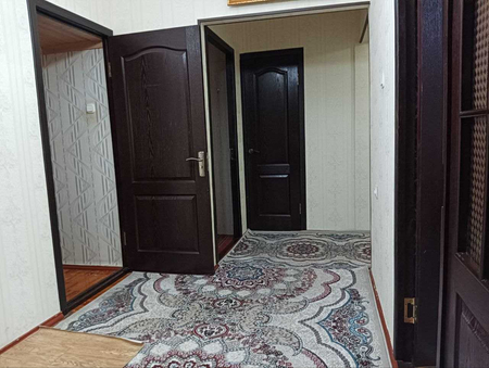 Продается 3х комнатная квартира 2этаж Юнусабад(м999)