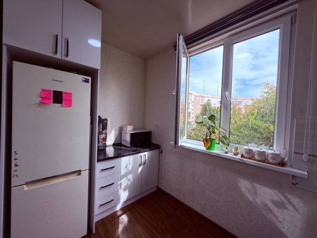 Продается квартира Юнусабад 19кв 2(3)/3/5