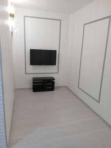 СРОЧНО !! Продается квартира в Яшнабаде 1/7/9 ( 30 кв/м ) Авиасозлар 2