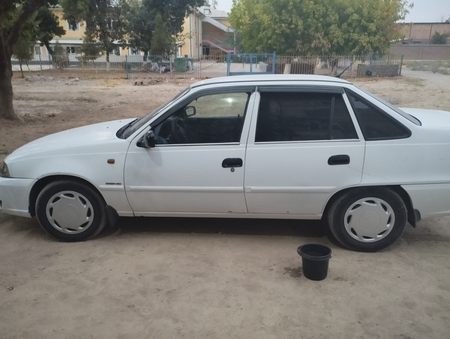 Neksiya 2 sotiladi 1.6 luks konditsioner