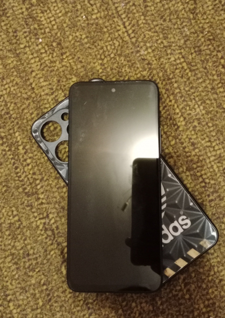 Redmi 12 sotilad