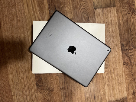 ПРОДАЕТСЯ iPad 7-того поколения