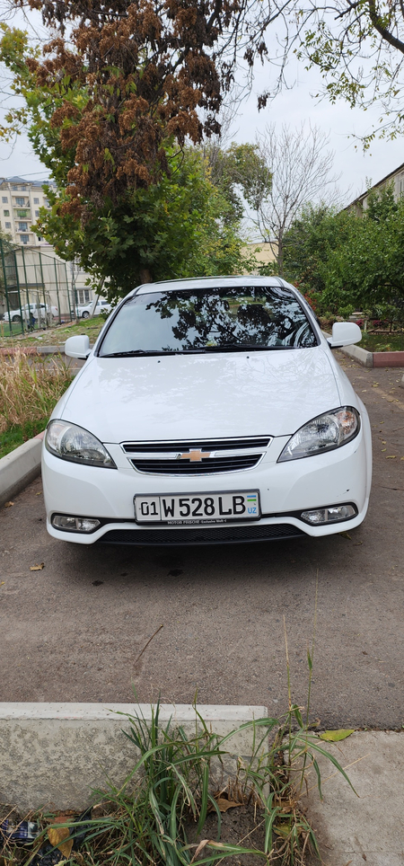 Продаётся Жентра , своя. 3 позиция. 11500$ Продаю срочно.
