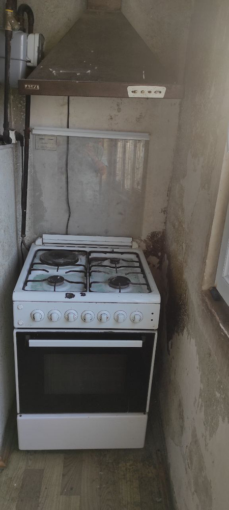 Nazarbek tarnovda 2 xonalik uy