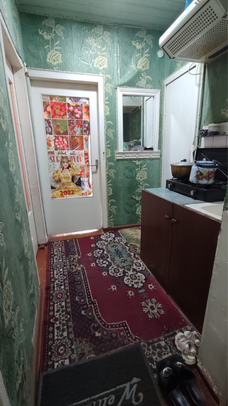 2 xonali Kvartira sotiladi