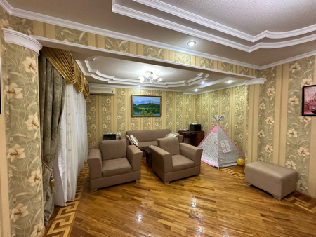 Госпитальный базар 3/3/4 банковкая продам