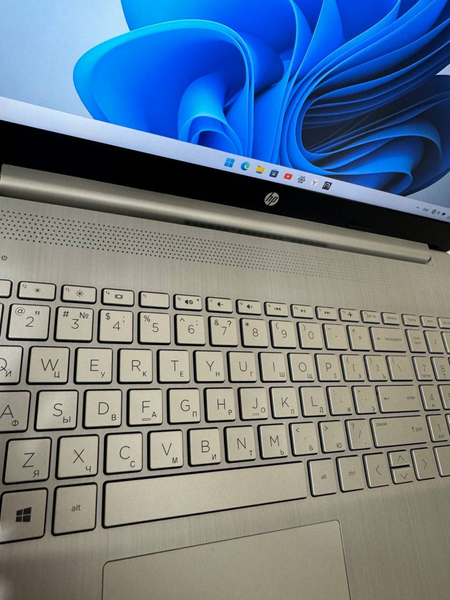 HP Laptop 15-dy2061ms narxini kelishamiz