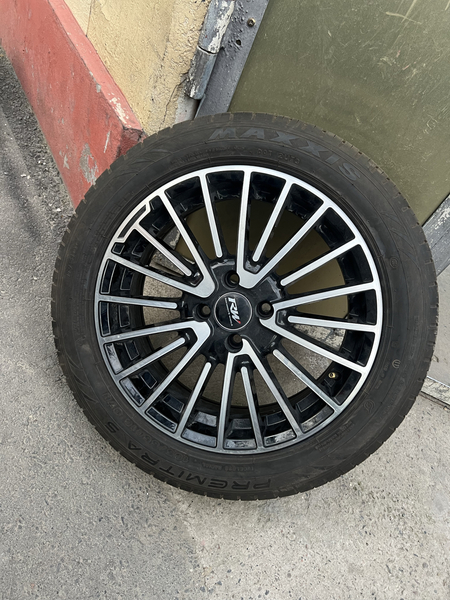 R16 Vossen Deska balon Teshigi 4/100