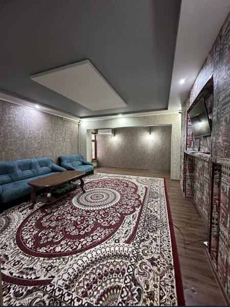 Продается квартира Юнусабад 4