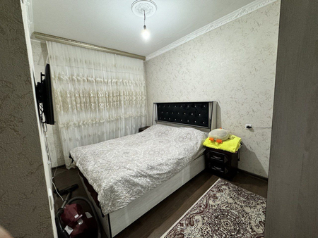 Sergli 5a srochna sotiladi 2xona 7etaj
