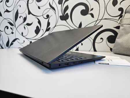 ПРОДАМ Lenovo V15IGL 2023 Офисный Ноутбук DualN4020/4GB/256SSD/15.6\\\