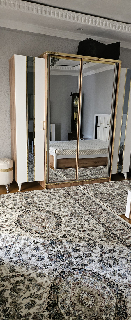 Spalniy mebel yengi