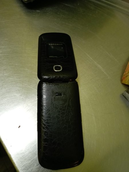 Verizon 3 sotiladi narxina kelishamiza