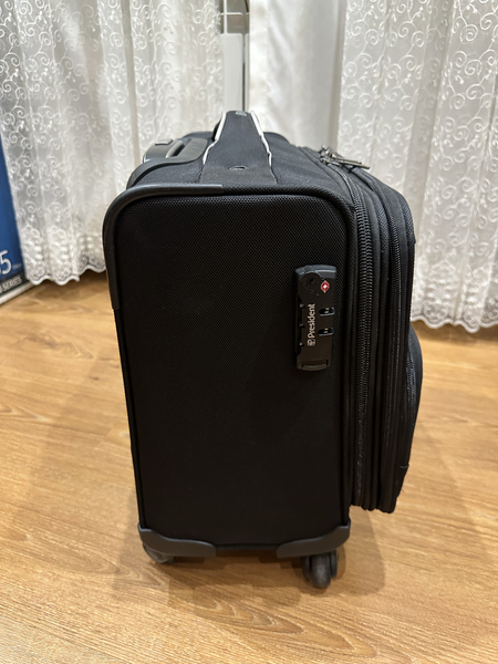 Pilot case President