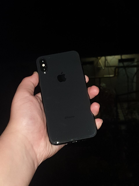 Iphone xs hich qati alishmagan aybi pastda