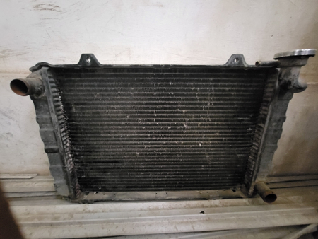 Damas uchun radiator