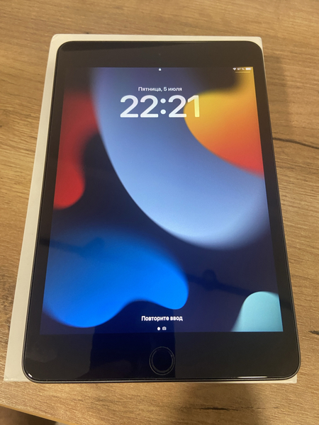 Продаю Apple iPad mini 5 generation 64GB Wi-Fi