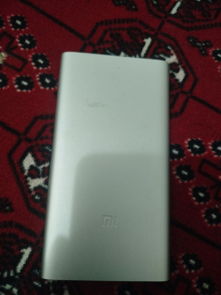 Power bank sotladi