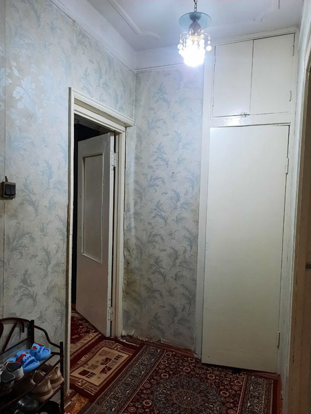 Navoiy kuchada uy sotiladi