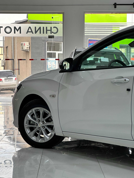 Chevrolet Monza 1.5L Full 2023 Tayyor kredit 20% bilan cobalt orniga