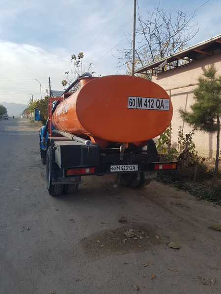 Водовоз! Сув ташувчи!