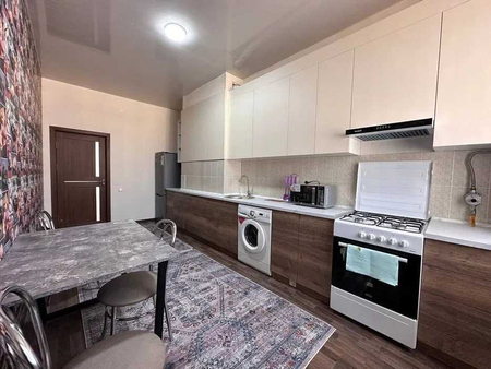 Сдаётся в аренду 3-ком квартира/ 3-room apartment for rent