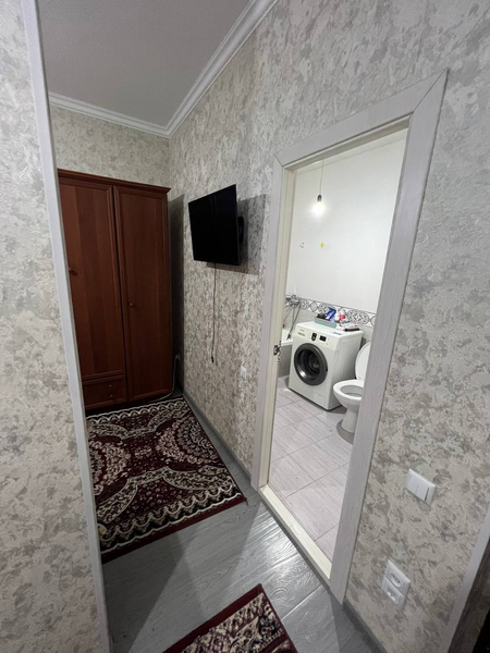 Срочно продается квартира 1/1/4 новостройка Юнусабад 4 квартал