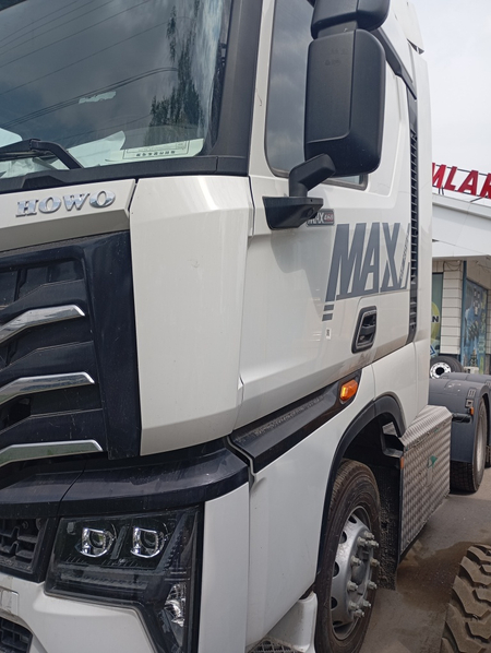 Газовой тягач хово макс 460