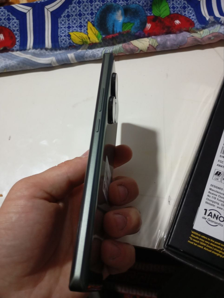 Realme GT6 igraviy telefon holati yengi .Bolib tolashgayam qib beramiz