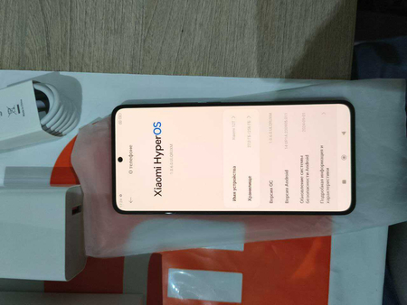 Продается смартфон субфлагман Xiaomi 12T 12/256    210 у.е