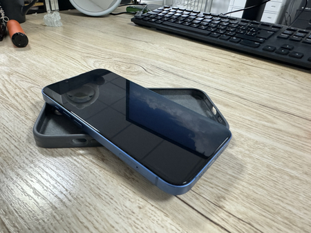 phone 13. 128mb.