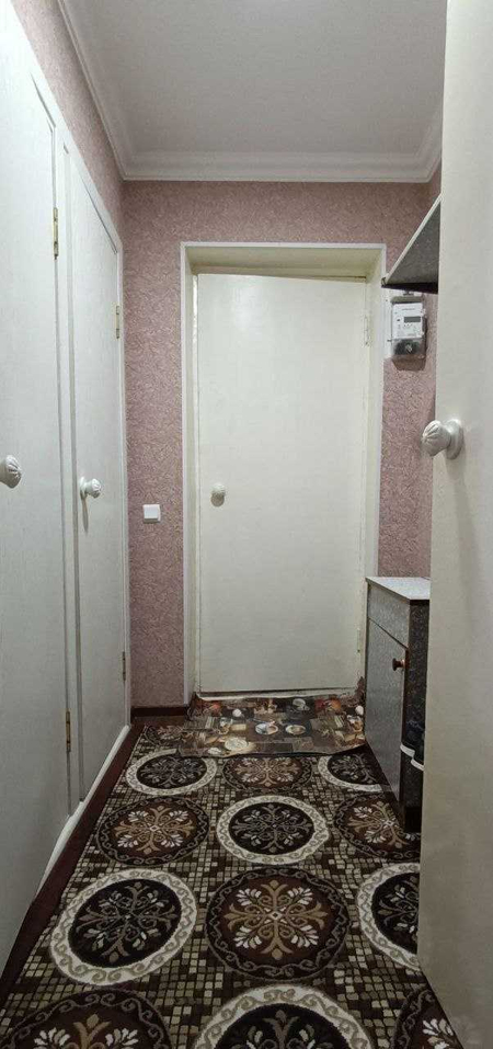 м.Х.Алимжана Дархан Московские высотки 1-комнатная 17/18 50 м² чистая