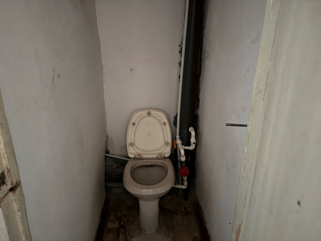 Urganch t 3 xonali kvartira sotiladi