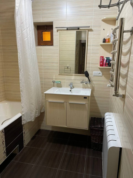 Сдаётся Чиланзар Е 4комн. 120м2.