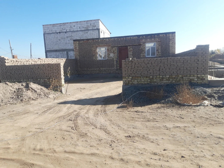 Курилиши тугалланмаган 200 кв тураржой сотилади